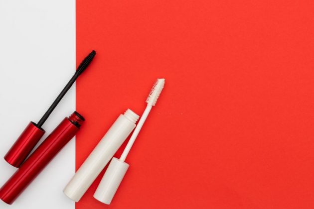 Waterproof Mascara vs Regular Mascara: What’s Better?