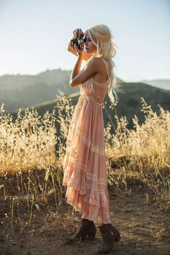 A Guide to Hippie Style Clothing | Be Young-aholic